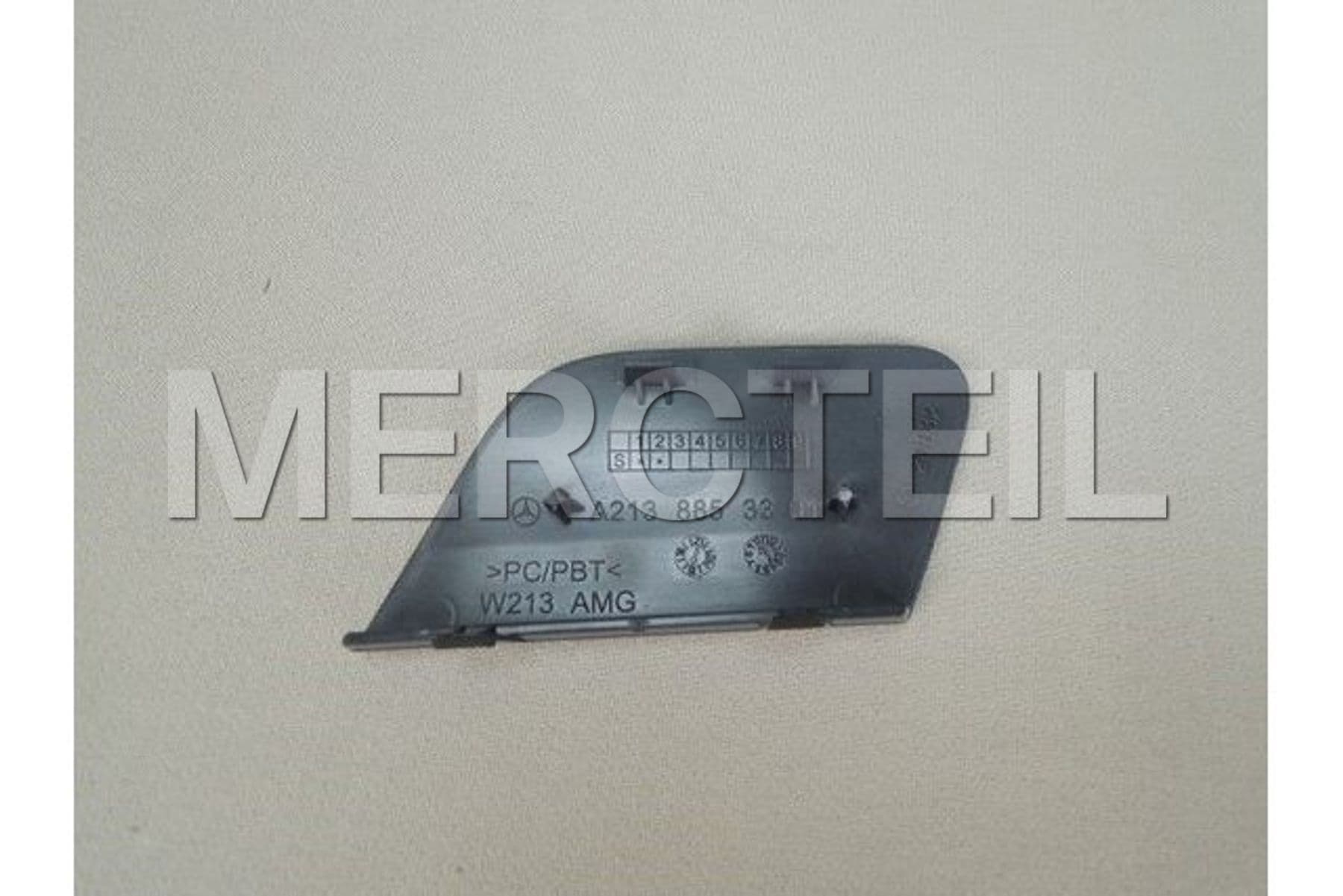 Buy the spare part Mercedes-Benz A21388533019999 cap