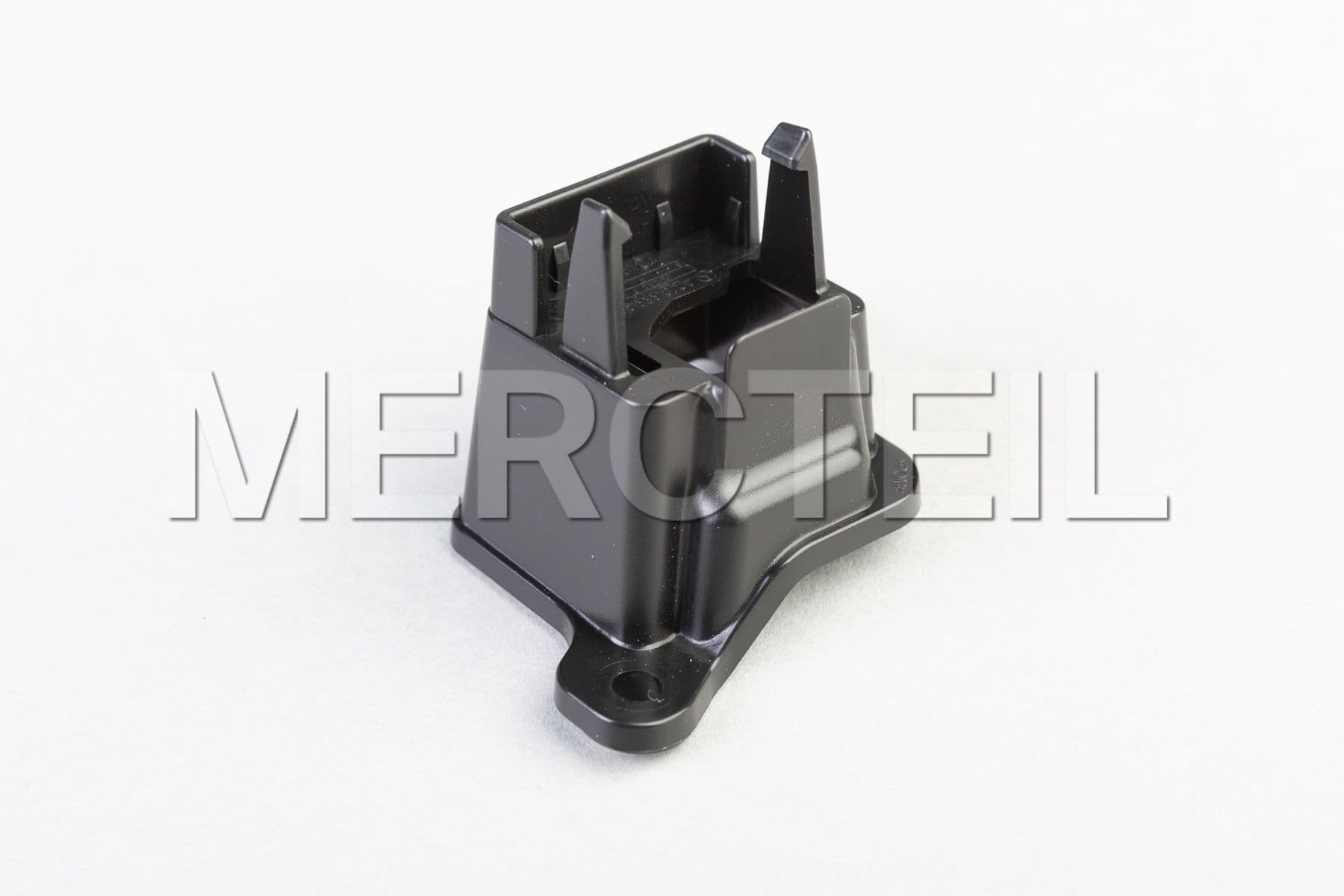 Buy the spare part Mercedes-Benz A2138889800 bracket