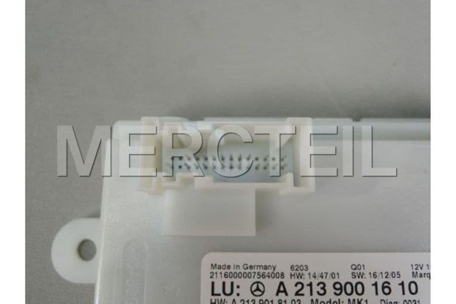 Buy the spare part Mercedes-Benz A2139001610 control unit