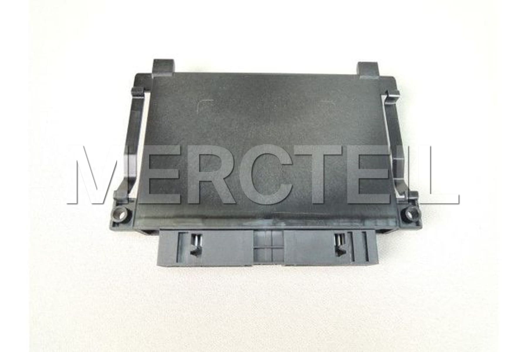 Buy the spare part Mercedes-Benz A2139002401 control unit