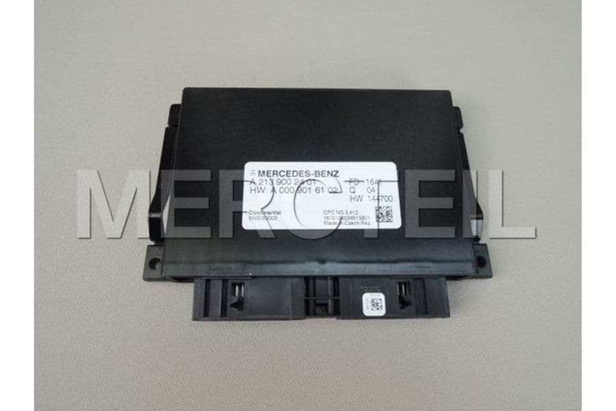 Buy the spare part Mercedes-Benz A2139002401 control unit