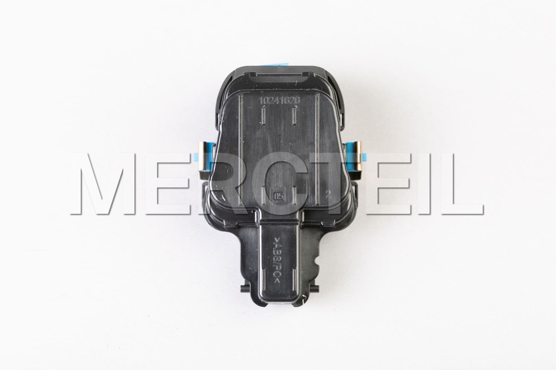 Buy the spare part Mercedes-Benz A2139002824 control unit complete