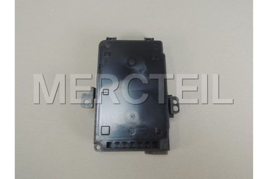 Buy the spare part Mercedes-Benz A2139007309 control unit