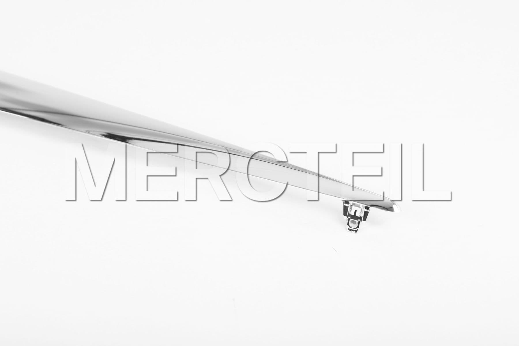 Buy the spare part Mercedes-Benz A2176940500 ornamental trim