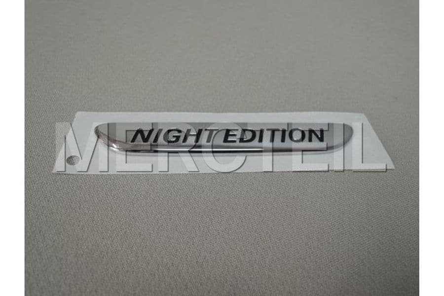 Buy the spare part Mercedes-Benz A2178172800 symbol plate