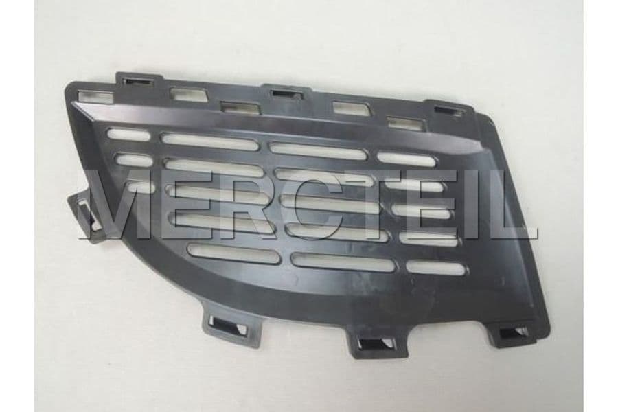 Buy the spare part Mercedes-Benz A2178850522 cover bumper area