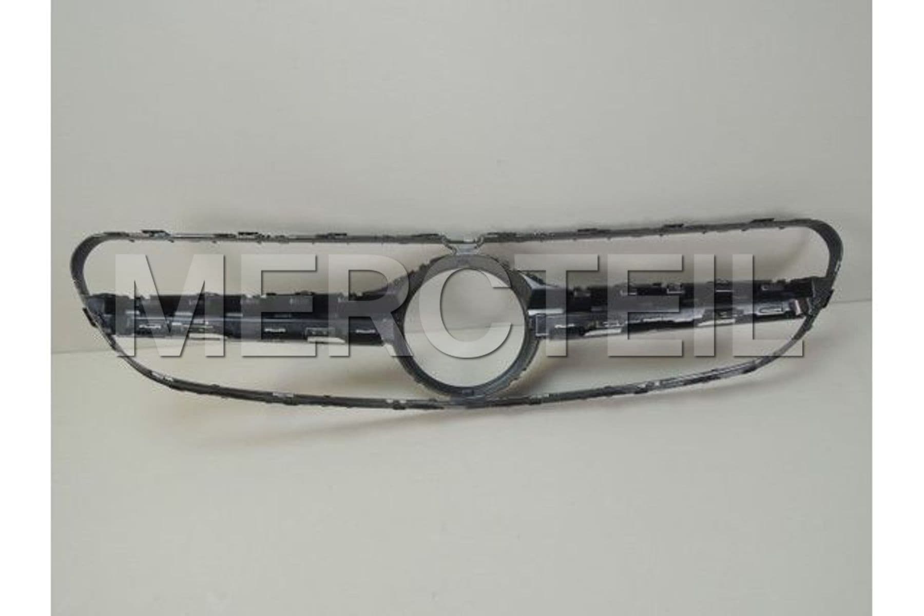 Buy the spare part Mercedes-Benz A2178880011 base plate