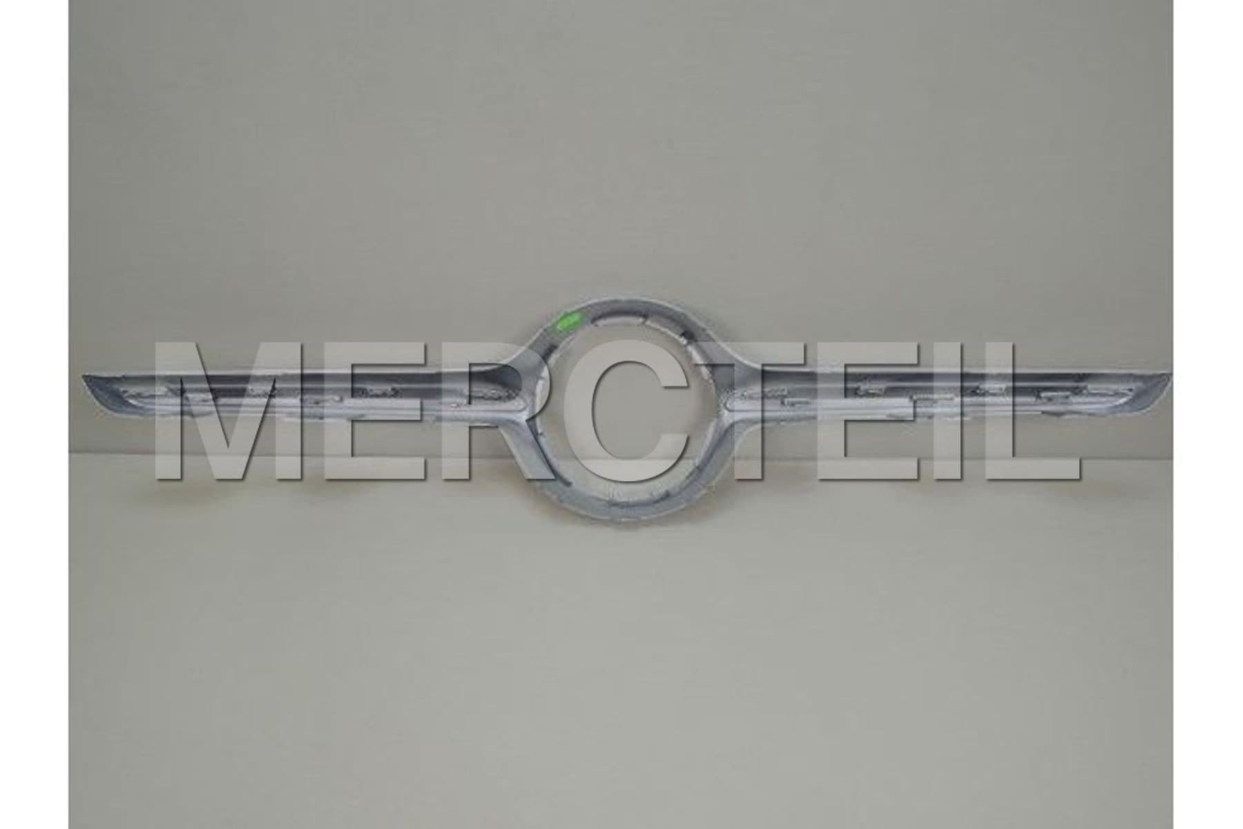 Buy the spare part Mercedes-Benz A21788800389982 air flow serration