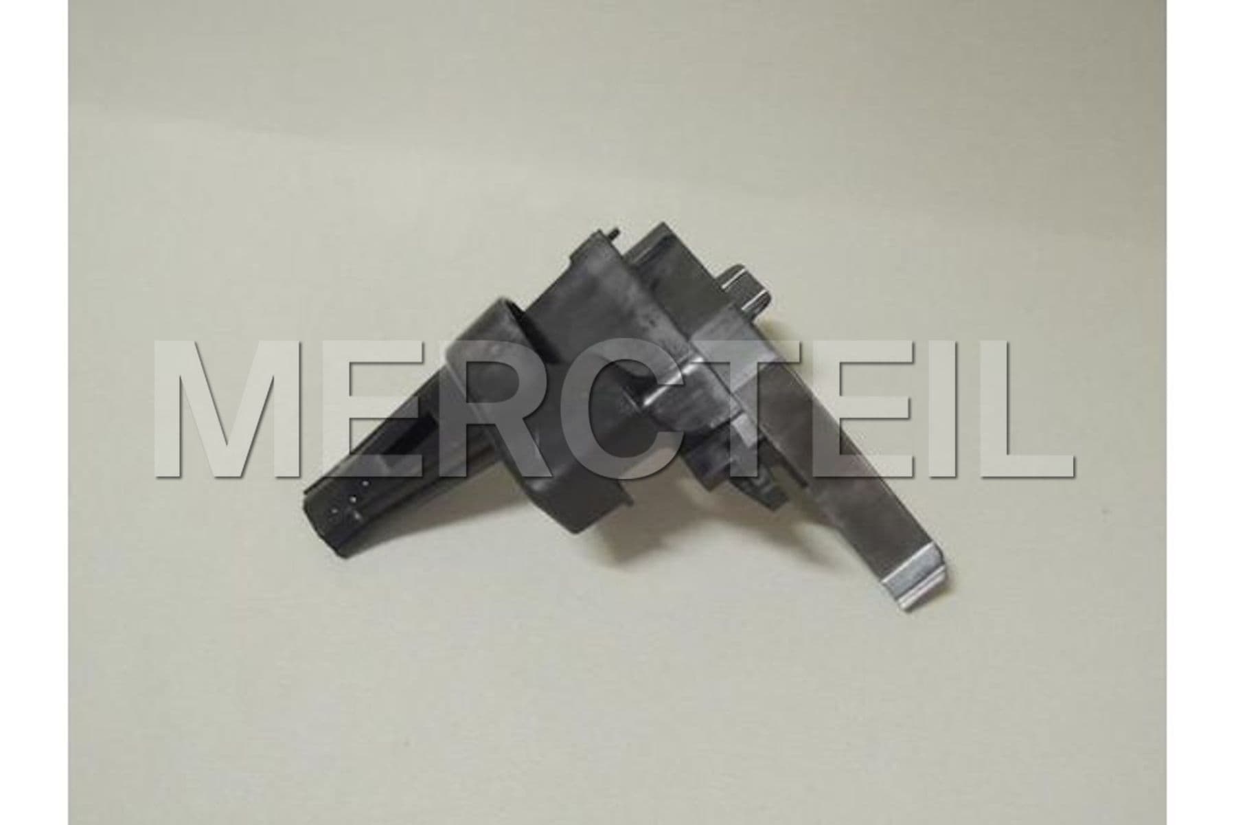 Buy the spare part Mercedes-Benz A2185400481 plug connector housing