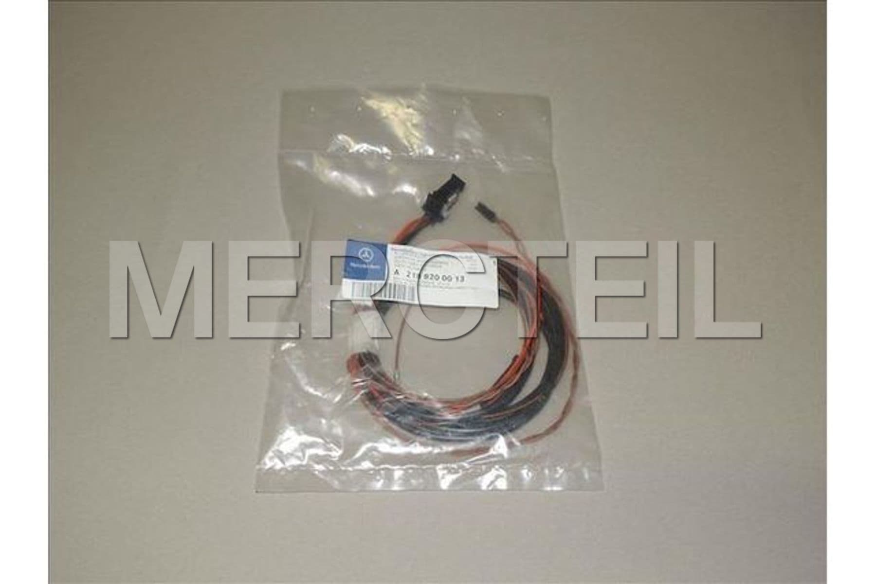 Buy the spare part Mercedes-Benz A2188200013 electrical wiring harness