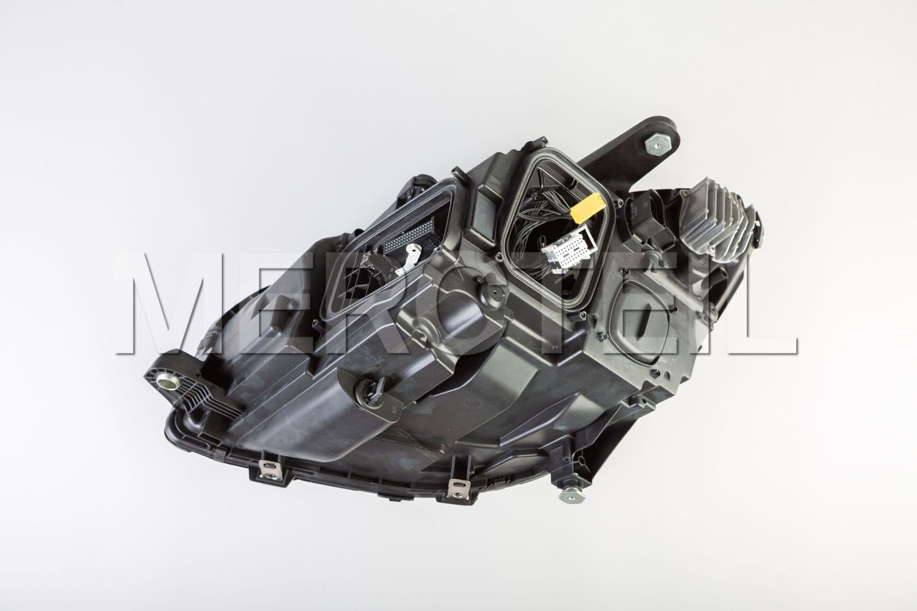 Buy the spare part Mercedes-Benz A2188204259 headlamp unit