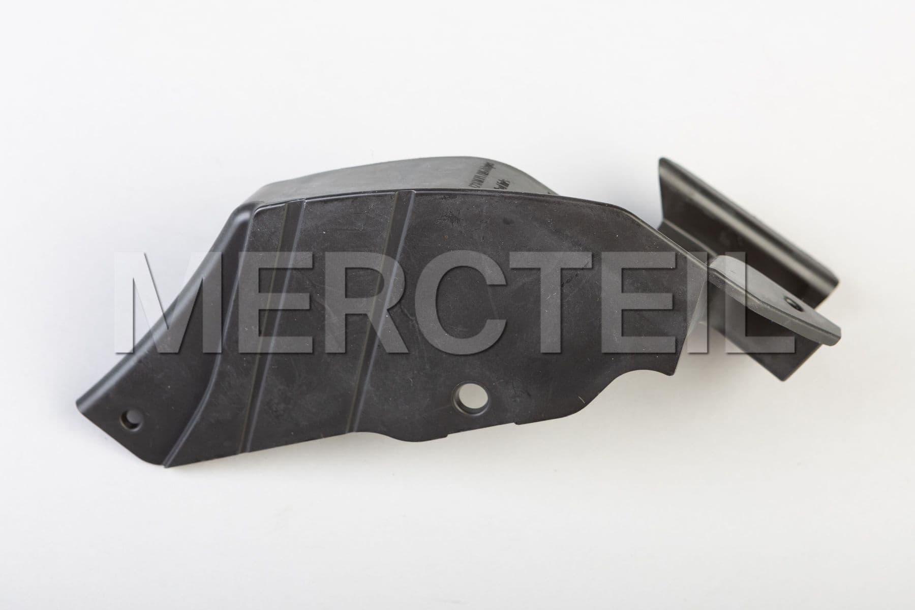 Buy the spare part Mercedes-Benz A2188850516 reinforcement