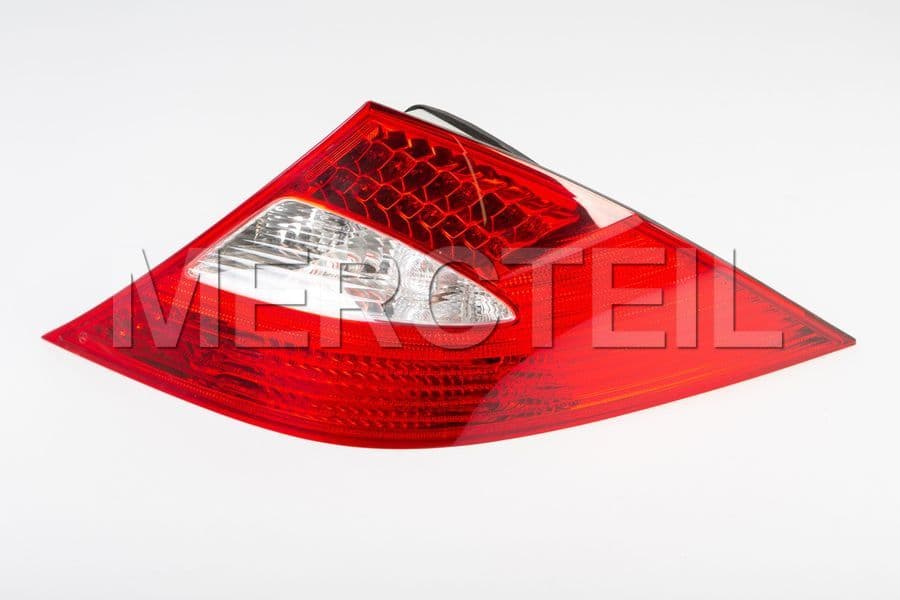 Kaufen Sie das Ersatzteil Mercedes-Benz A2198200264 schlussleuchte