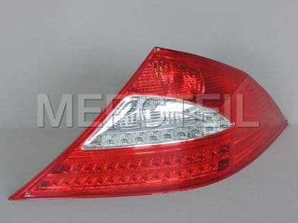 Buy the spare part Mercedes-Benz A2198200664 tail lamp
