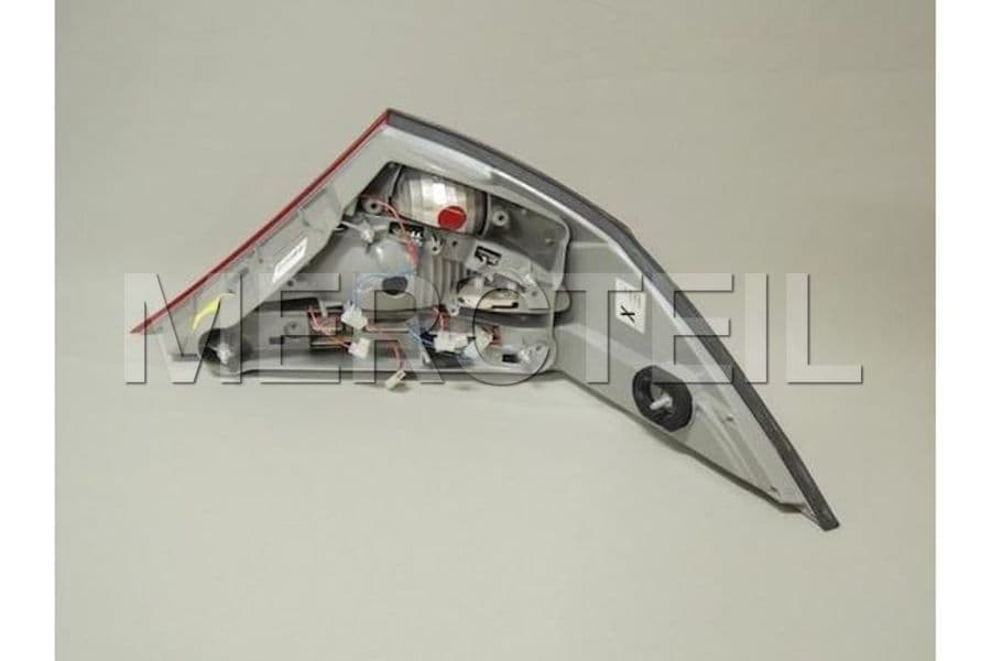 Kaufen Sie das Ersatzteil Mercedes-Benz A2198200764 schlussleuchte