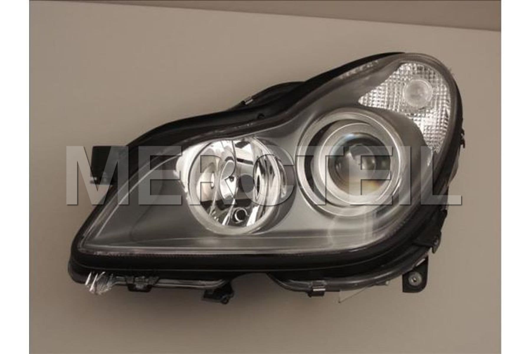 Buy the spare part Mercedes-Benz A2198203561 headlamp unit