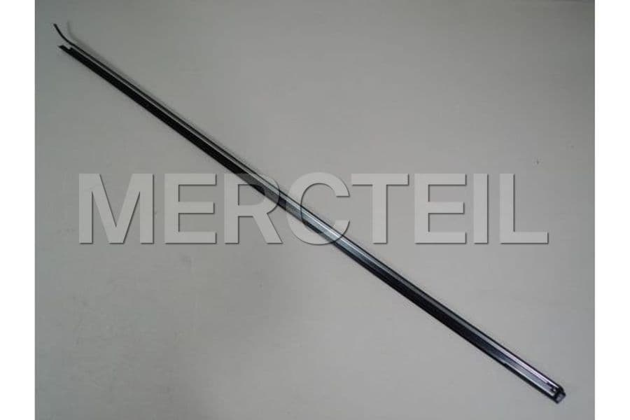 Buy the spare part Mercedes-Benz A2206900680 garnish moulding