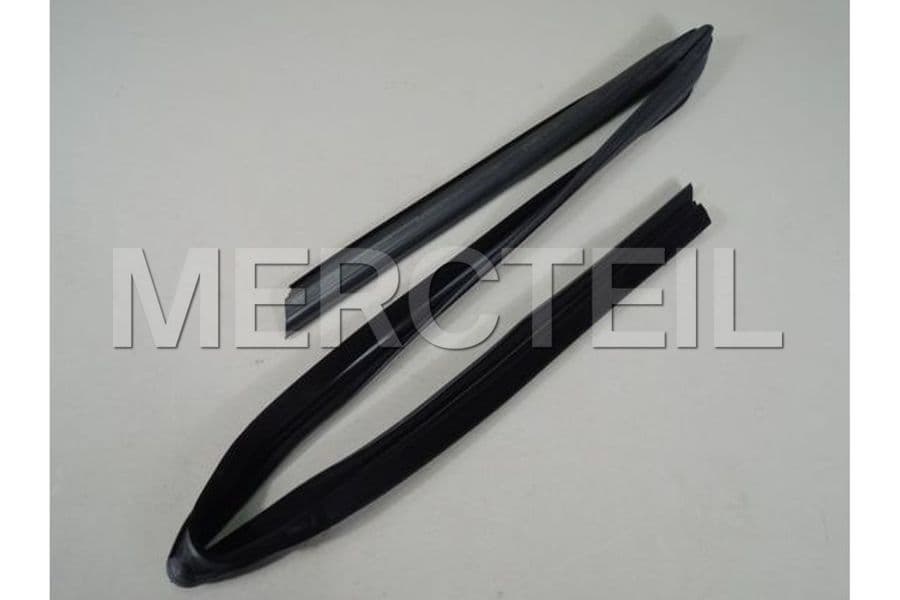 Buy the spare part Mercedes-Benz A2207350425 window run