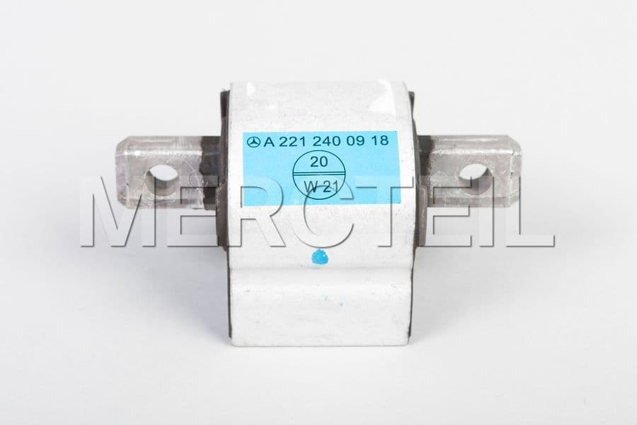 Buy the spare part Mercedes-Benz A2212400918 engine mounting
