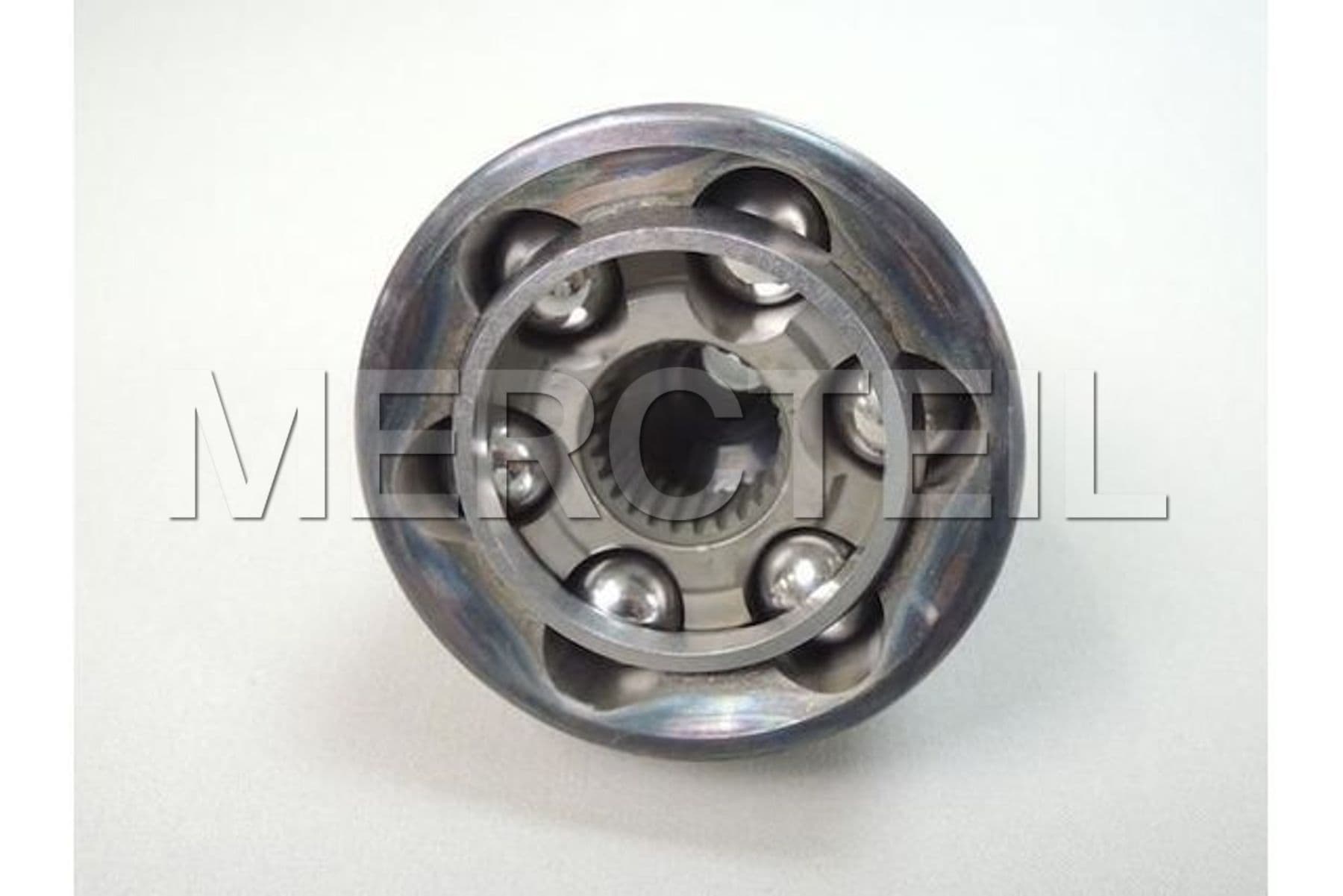 Buy the spare part Mercedes-Benz A2213600375 fixed joint