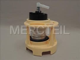 Buy the spare part Mercedes-Benz A2214702094 fuel pump