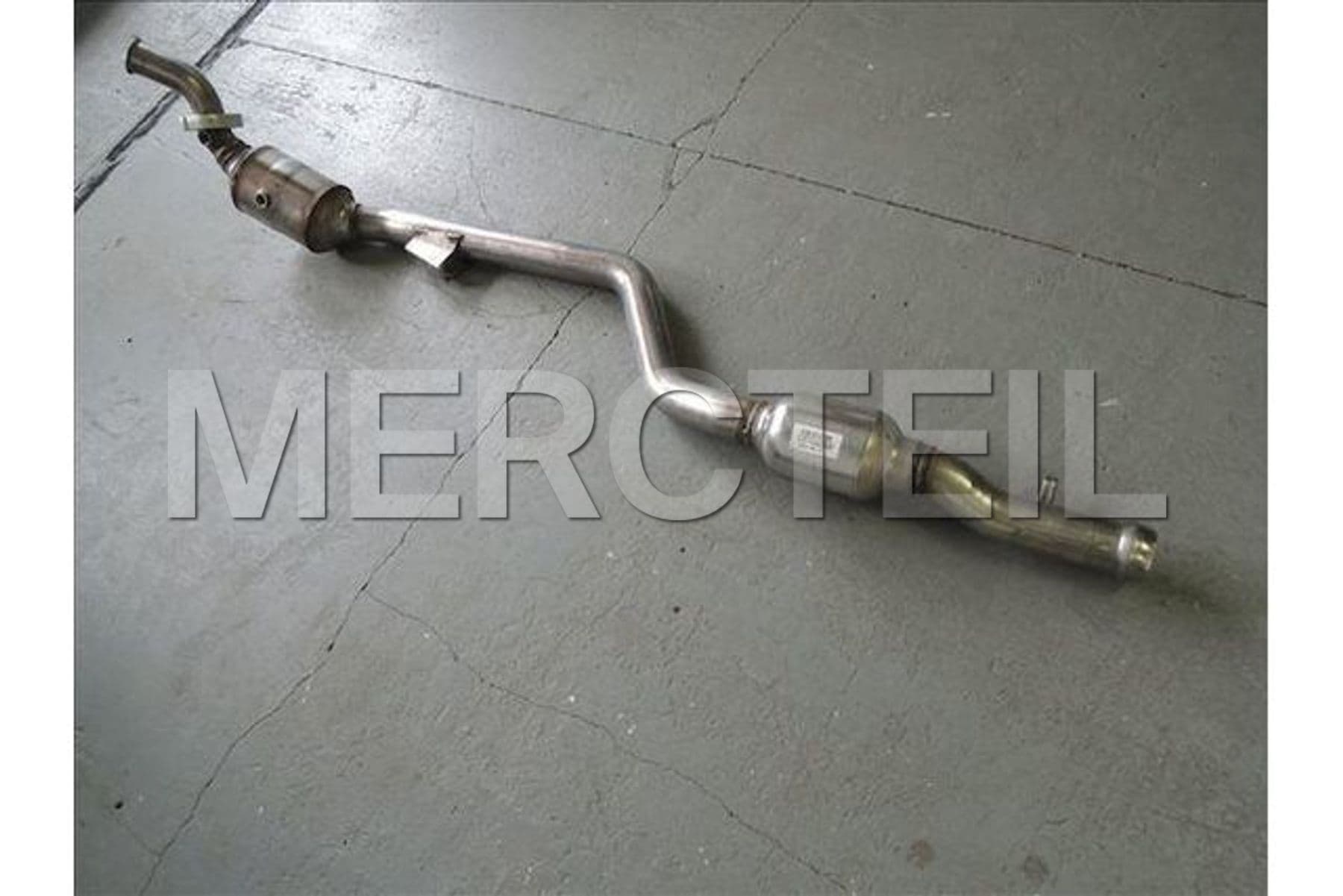 Buy the spare part Mercedes-Benz A2214903420 exhaust pipe