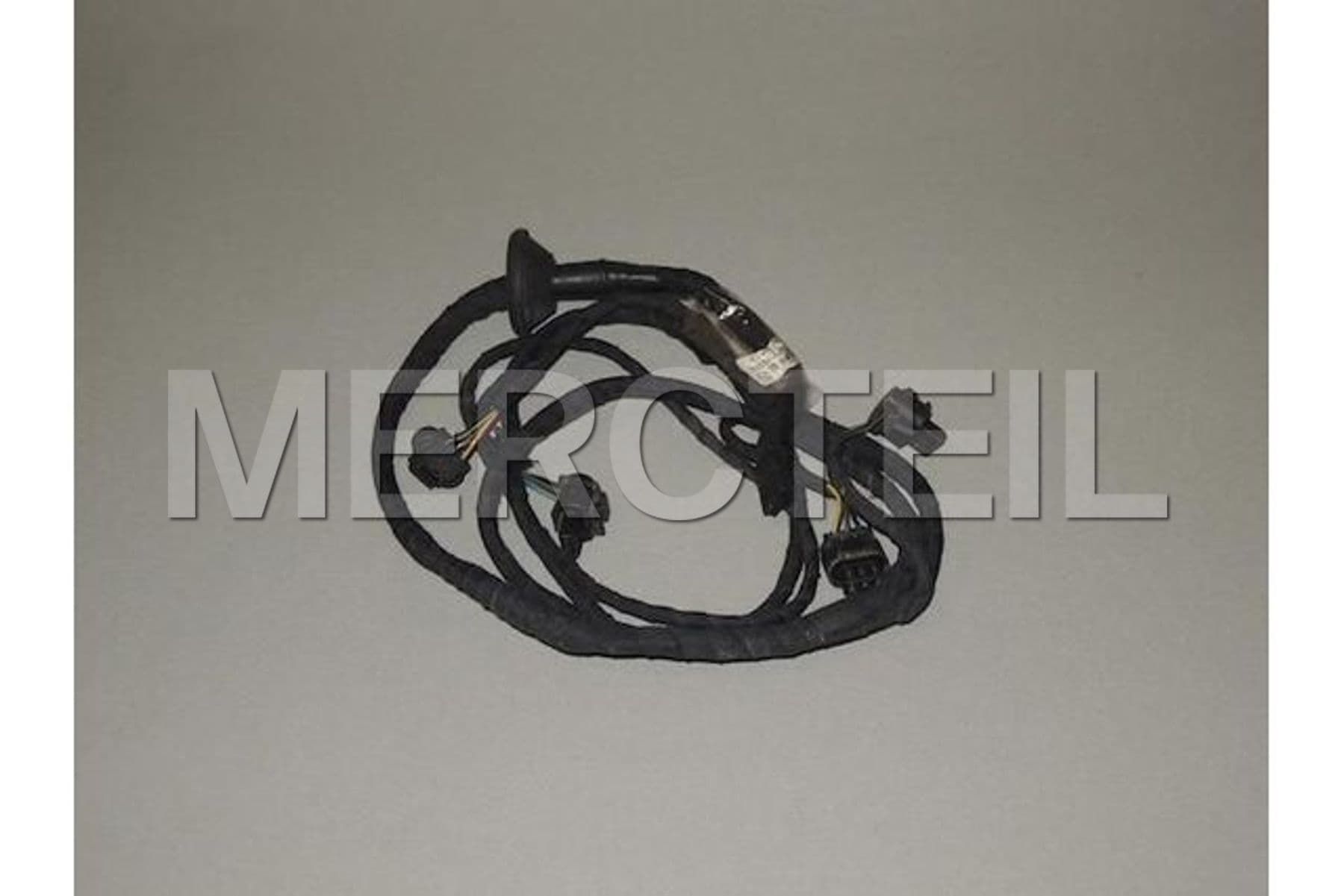 Buy the spare part Mercedes-Benz A2215401305 cable harness