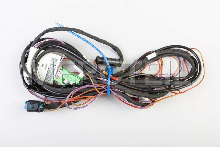 Buy the spare part Mercedes-Benz A2215405305 cable harness