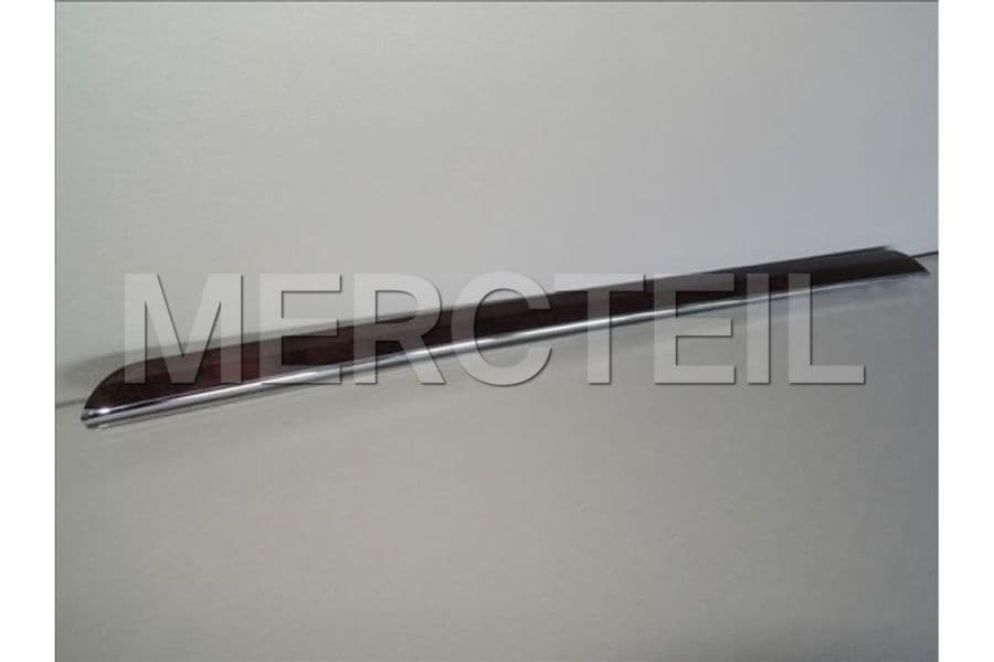 Buy the spare part Mercedes-Benz A2217305380 garnish moulding