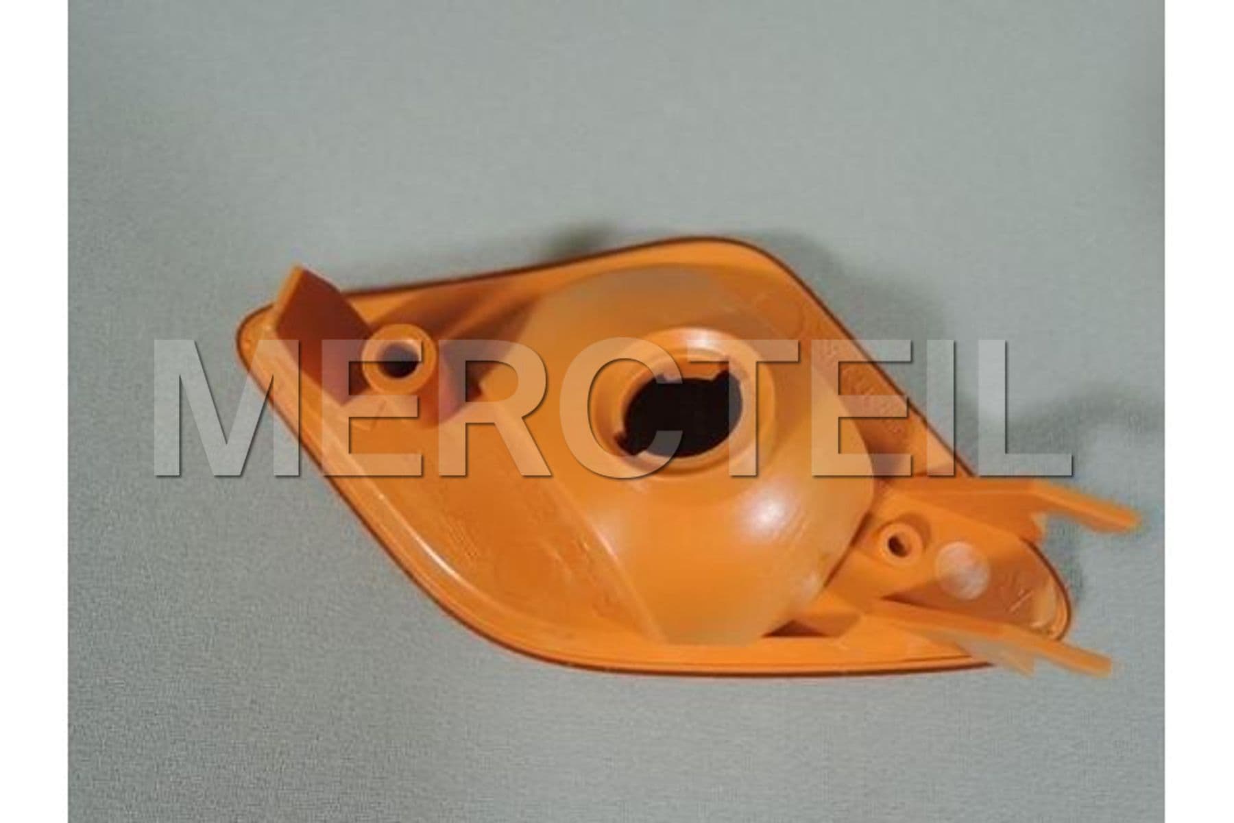 Buy the spare part Mercedes-Benz A2218200621 direction indicator