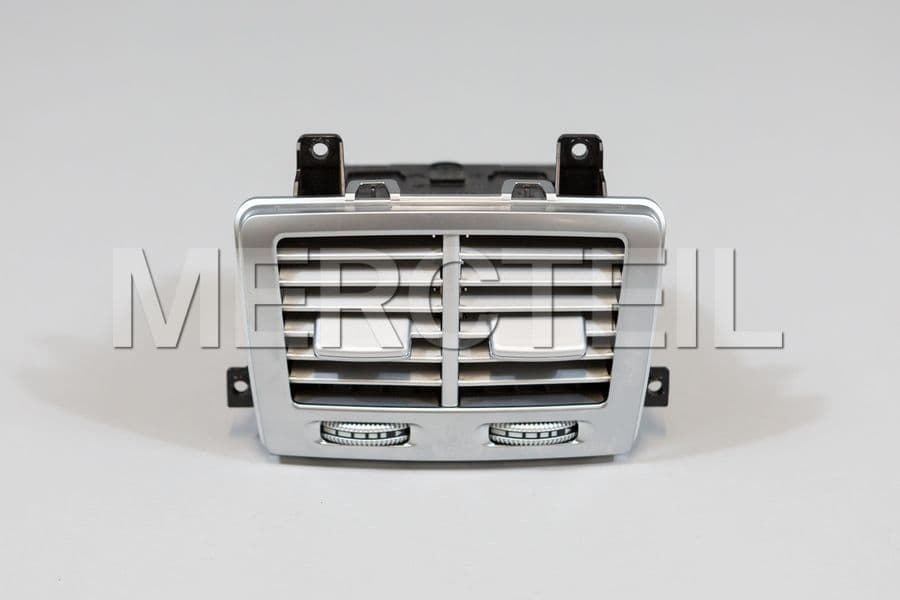 Buy the spare part Mercedes-Benz A2218300754 nozzle