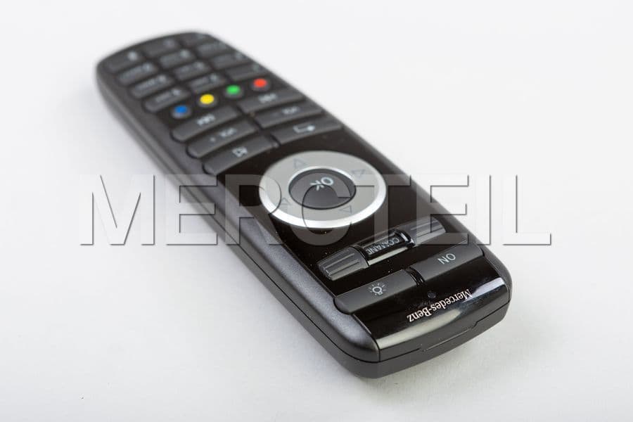 Buy the spare part Mercedes-Benz A2218703889 remote control
