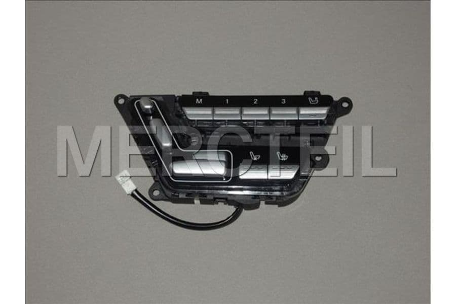 Buy the spare part Mercedes-Benz A2218709258 switch