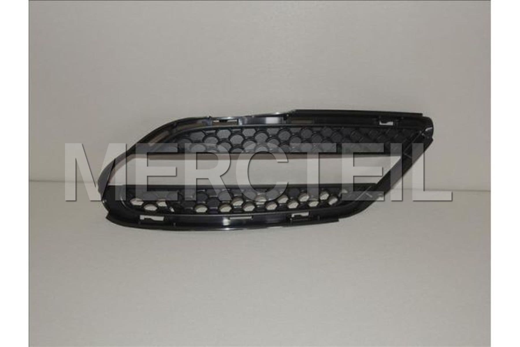 Buy the spare part Mercedes-Benz A2218851653 protective grille