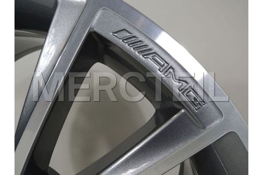 Buy the spare part Mercedes-Benz A22240104007X21 spoked wheel