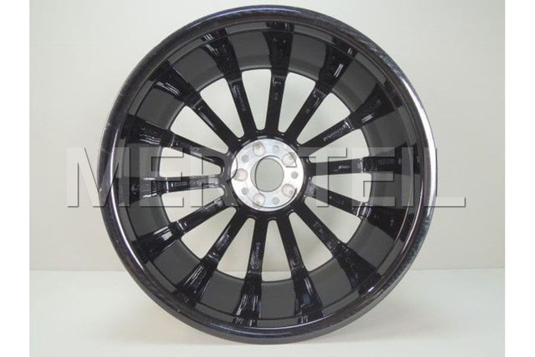 Buy the spare part Mercedes-Benz A22240105007X72 spoked wheel