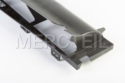 Buy the spare part Mercedes-Benz A2225052130 air duct