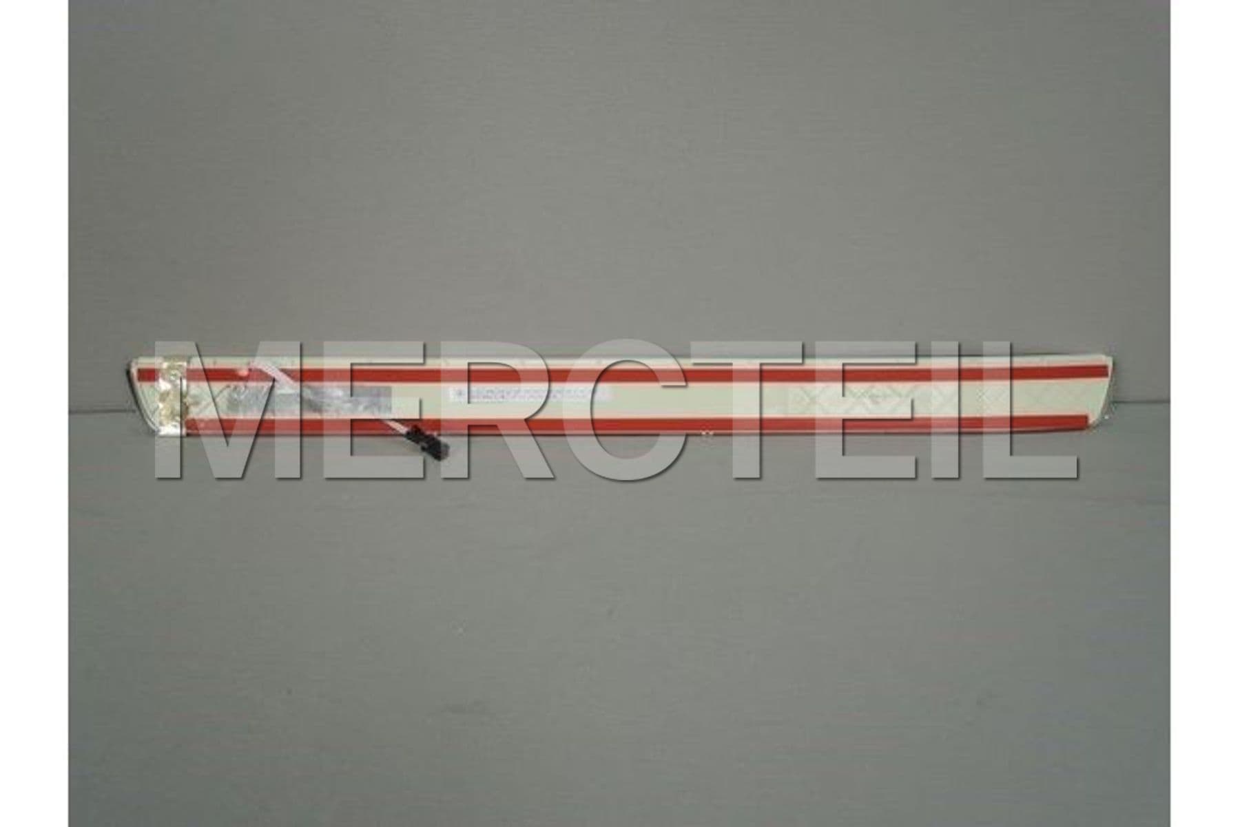 Buy the spare part Mercedes-Benz A2226807602 cover rail