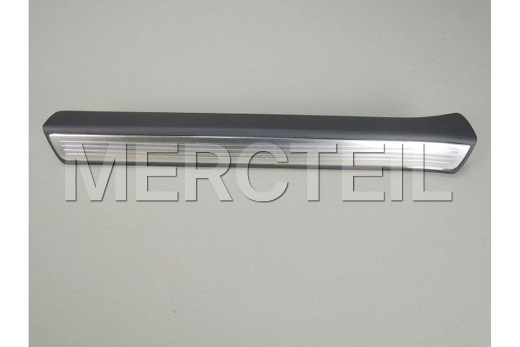 Buy the spare part Mercedes-Benz A22268081359051 cover rail