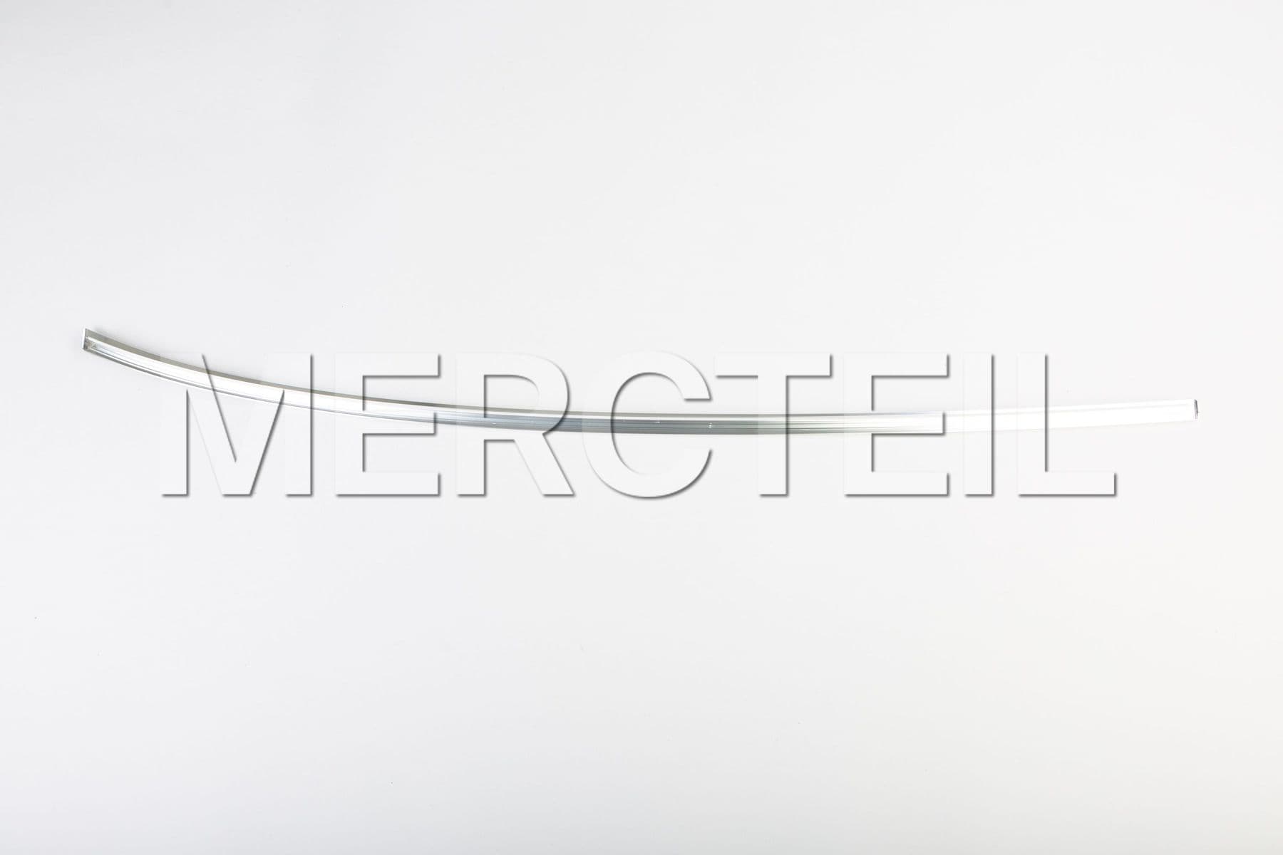 Buy the spare part Mercedes-Benz A2226980401 trim strip