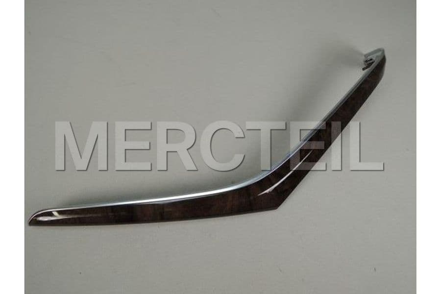 Buy the spare part Mercedes-Benz A2227300422 moulding