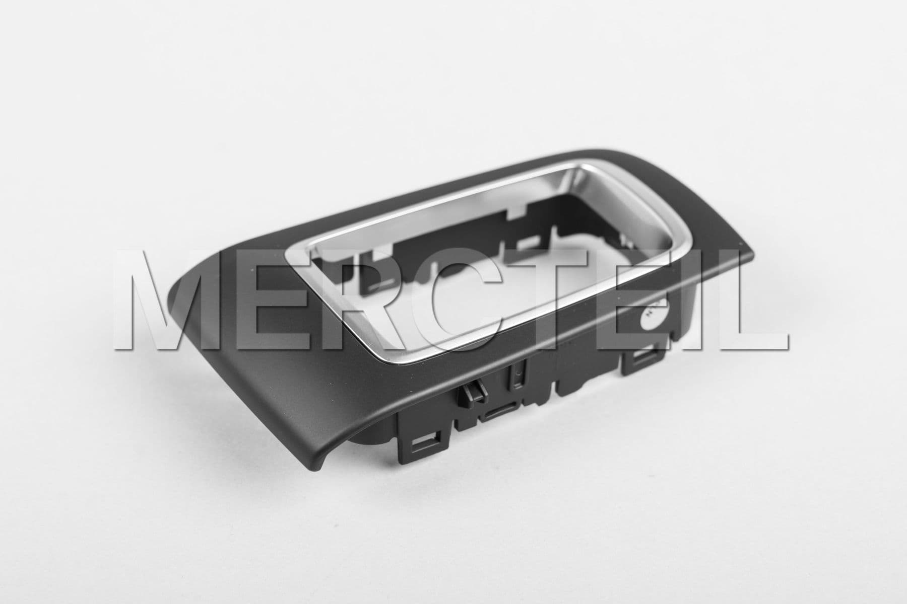 Buy the spare part Mercedes-Benz A2227300489 molding for switch