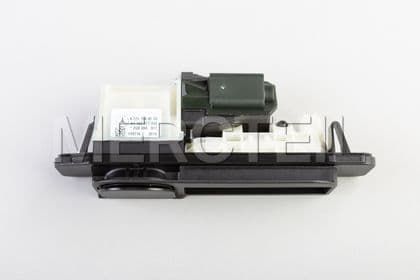 Buy the spare part Mercedes-Benz A2227500593 release handle