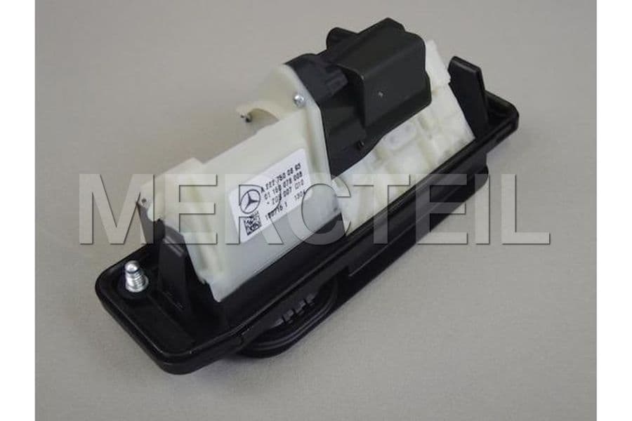 Buy the spare part Mercedes-Benz A2227500893 release handle