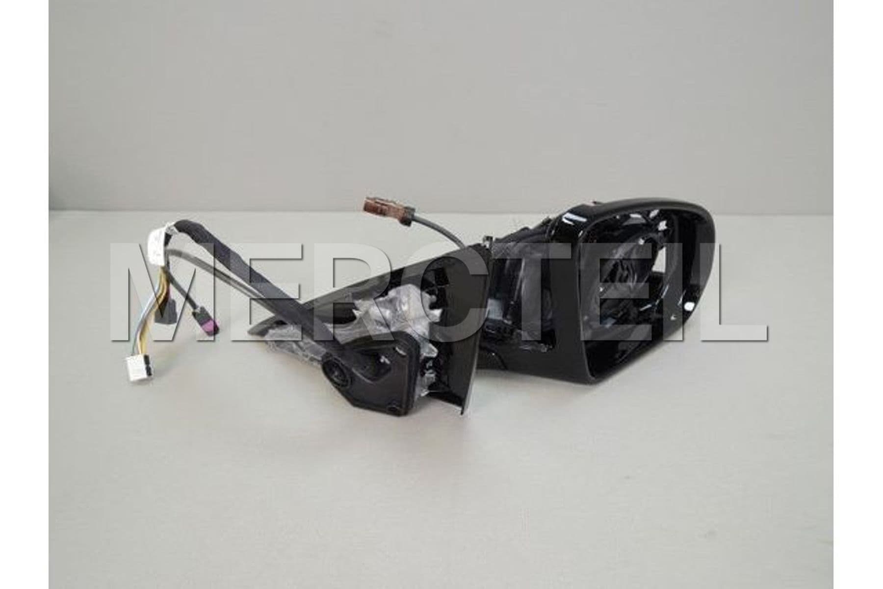 Buy the spare part Mercedes-Benz A2228106800 mirror frame