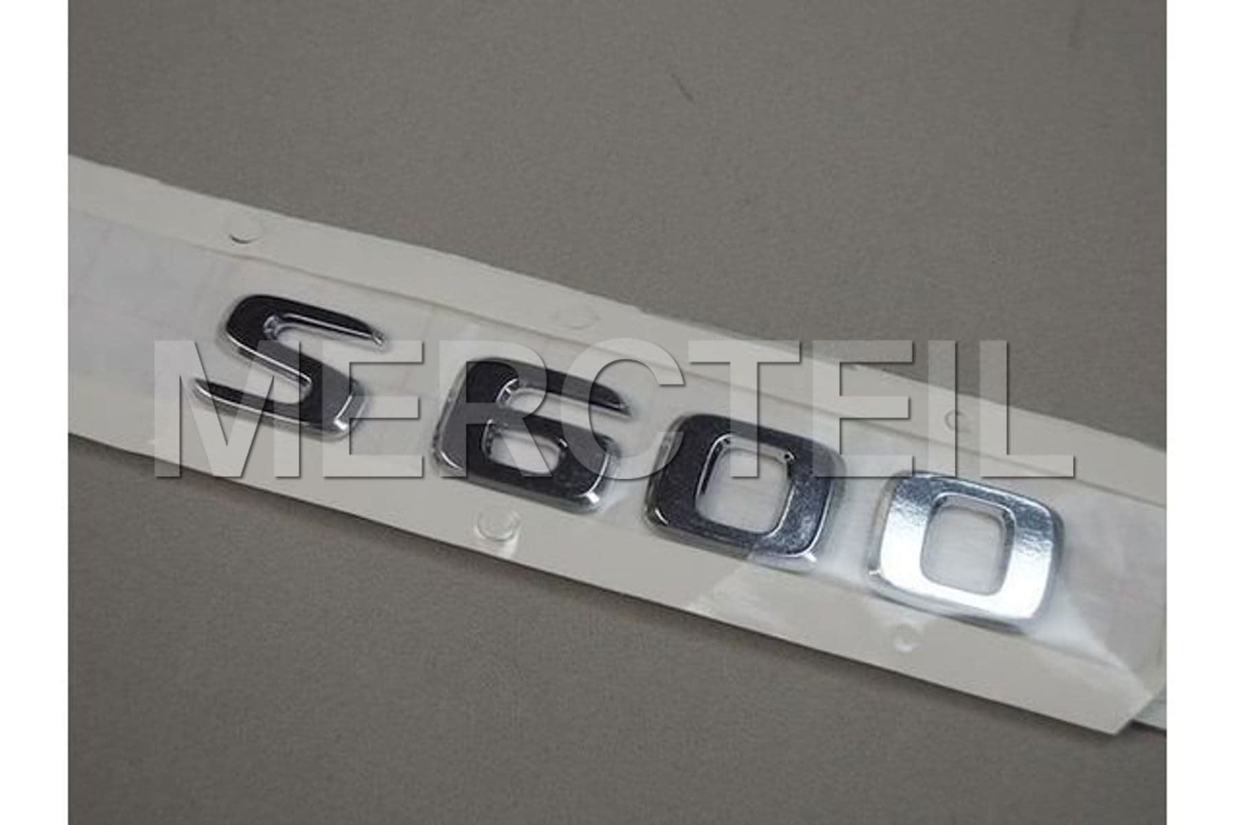 Buy the spare part Mercedes-Benz A2228177500 model plate
