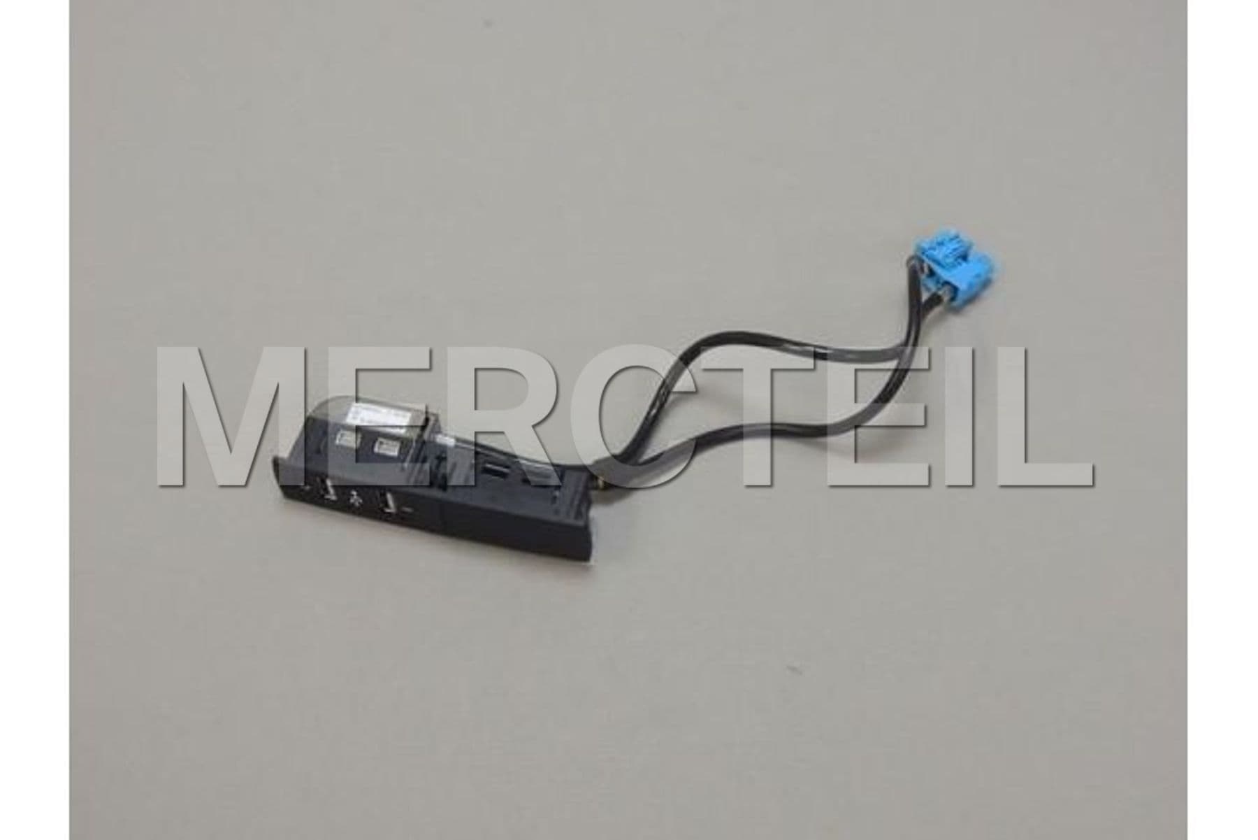Buy the spare part Mercedes-Benz A2228200915 electrical wiring harness