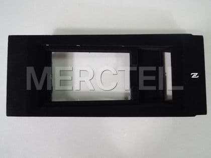 Buy the spare part Mercedes-Benz A2228203305 retaining plate