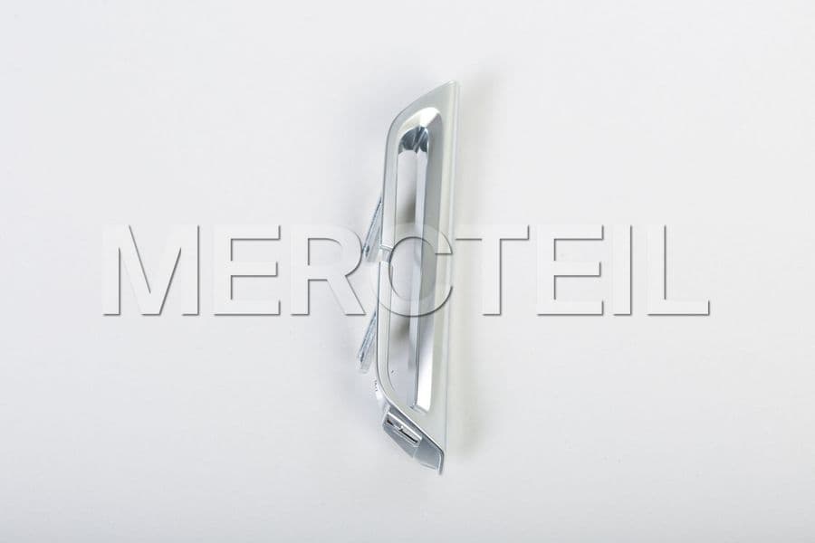 Buy the spare part Mercedes-Benz A22286804222A17 belt guide