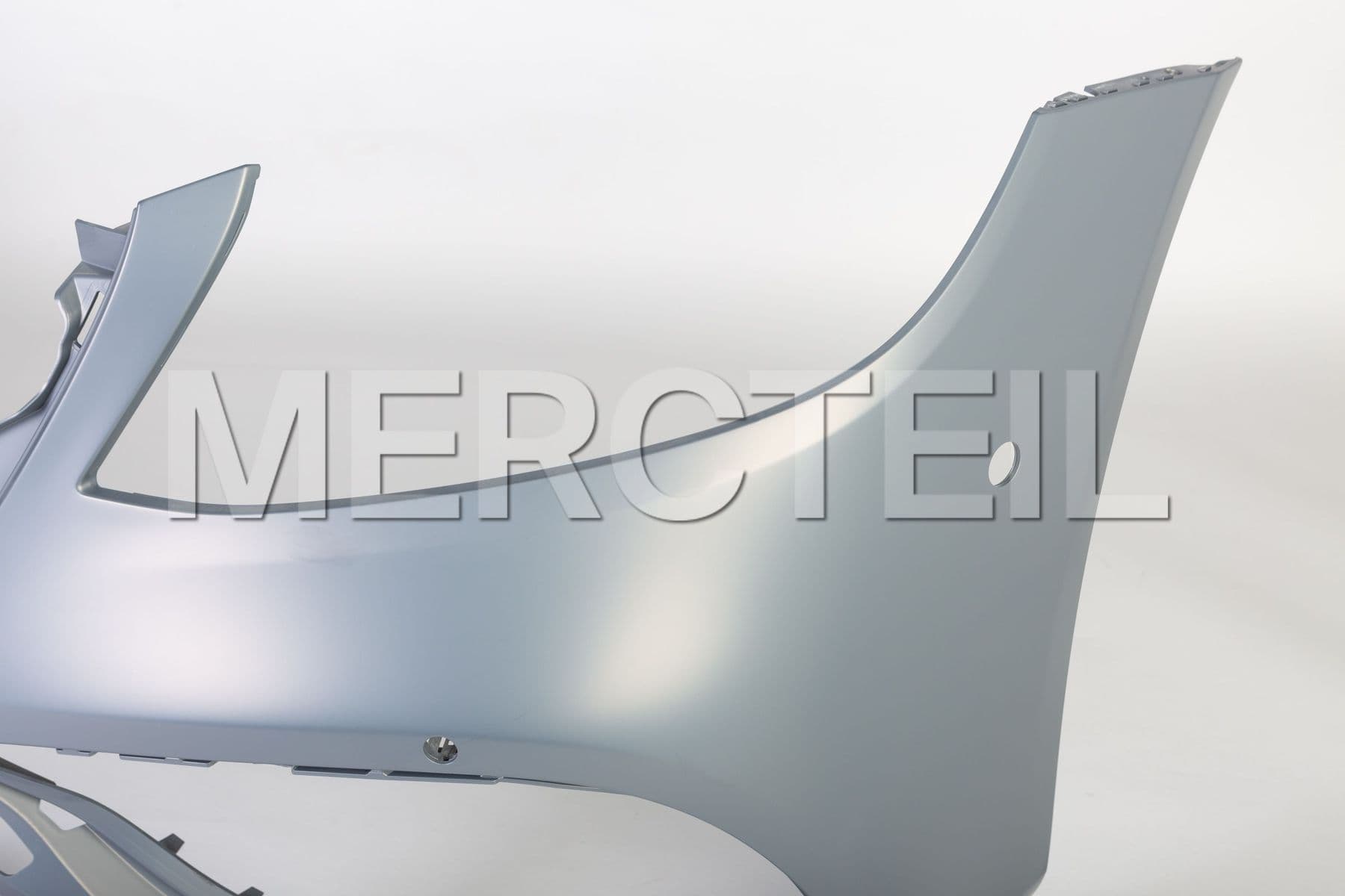 Buy the spare part Mercedes-Benz A22288007019999 trim bumper